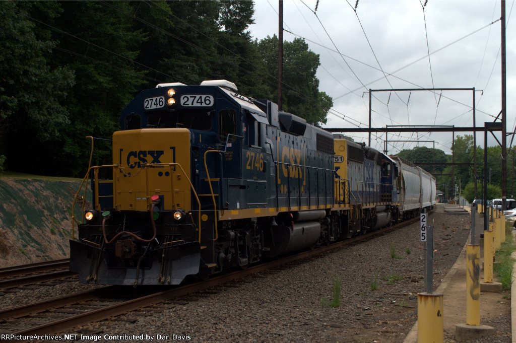 CSX GP38-2 2746 leads C770-22